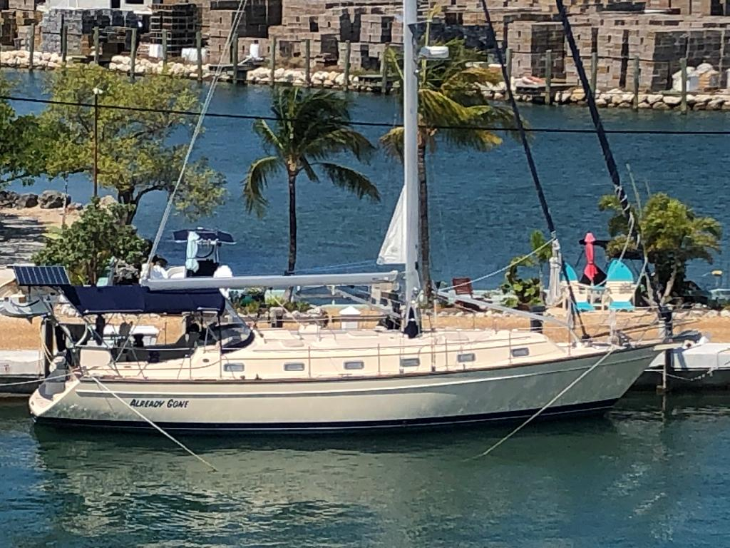 Ads - Yachts for Sale by IP Owners - 2006 Island Packet 440 Located in ...