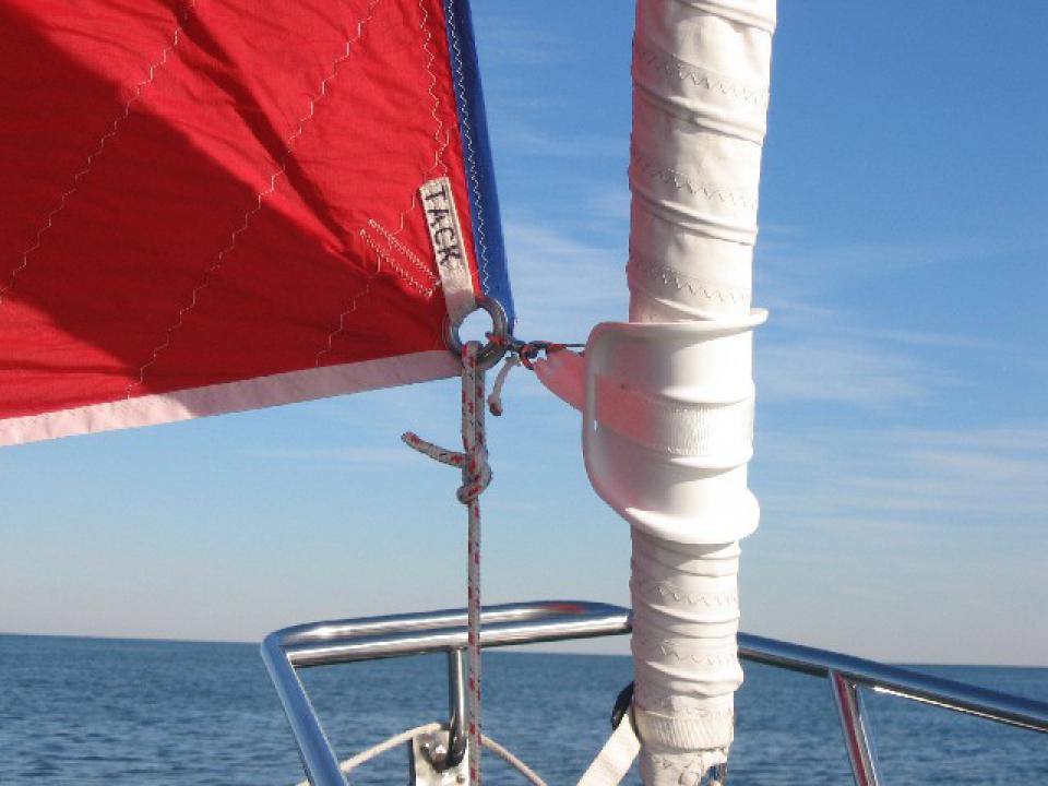 Michael's Photos - ATN Tacker, showing tackline tied with a bowline.